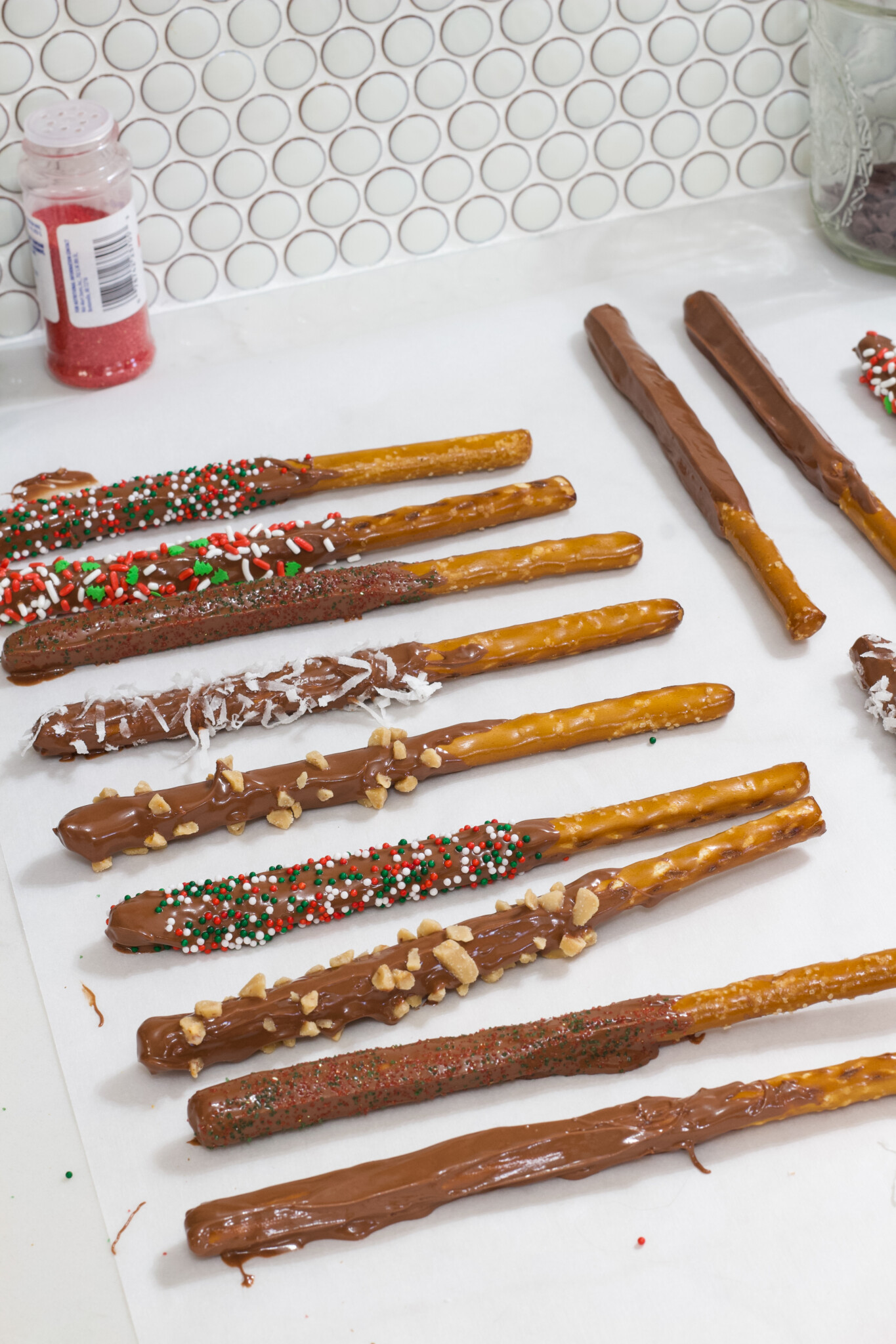 Chocolate Covered Pretzel Rods - Mindy's Cooking Obsession