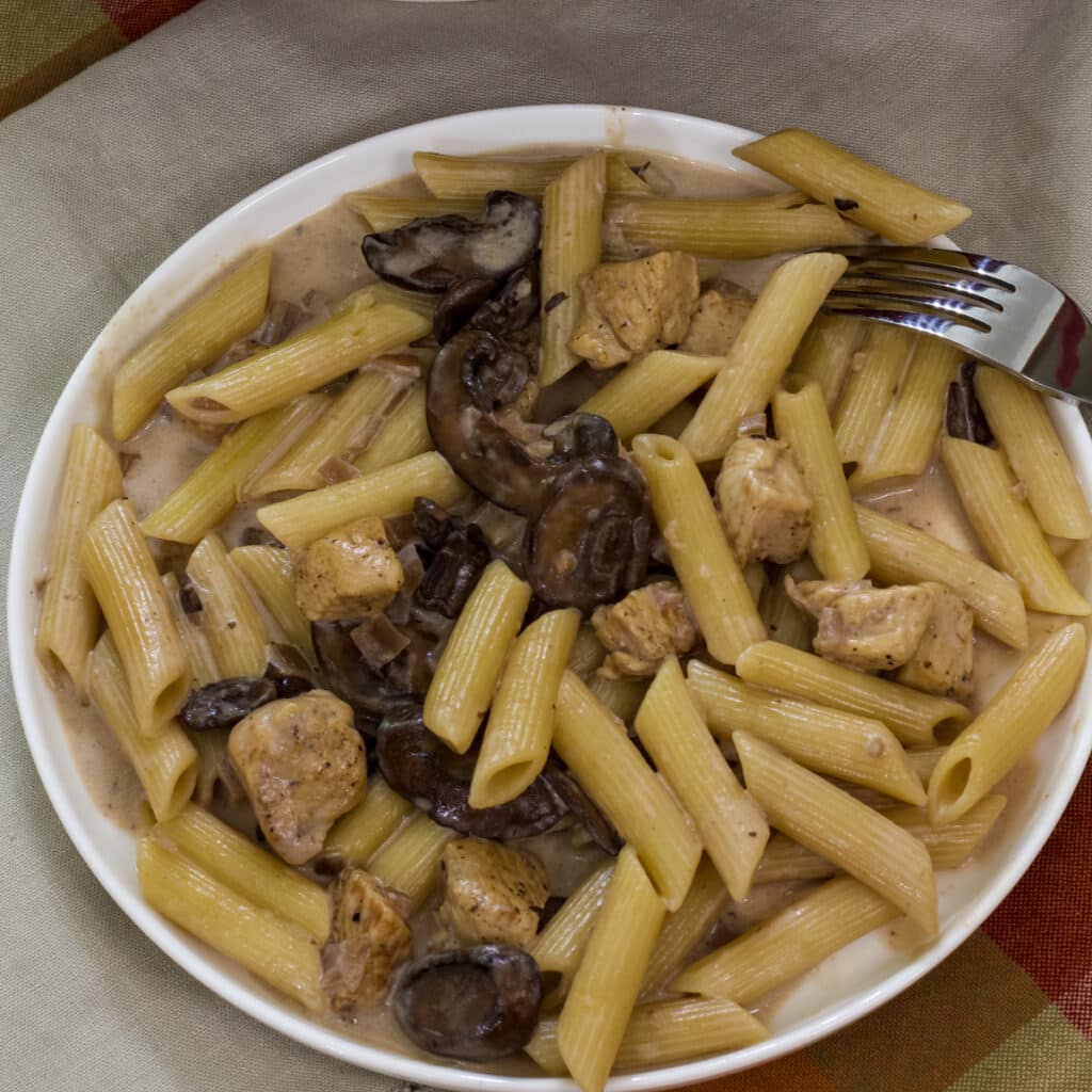 Copycat Pasta Da Vinci (without wine) - Mindy's Cooking Obsession