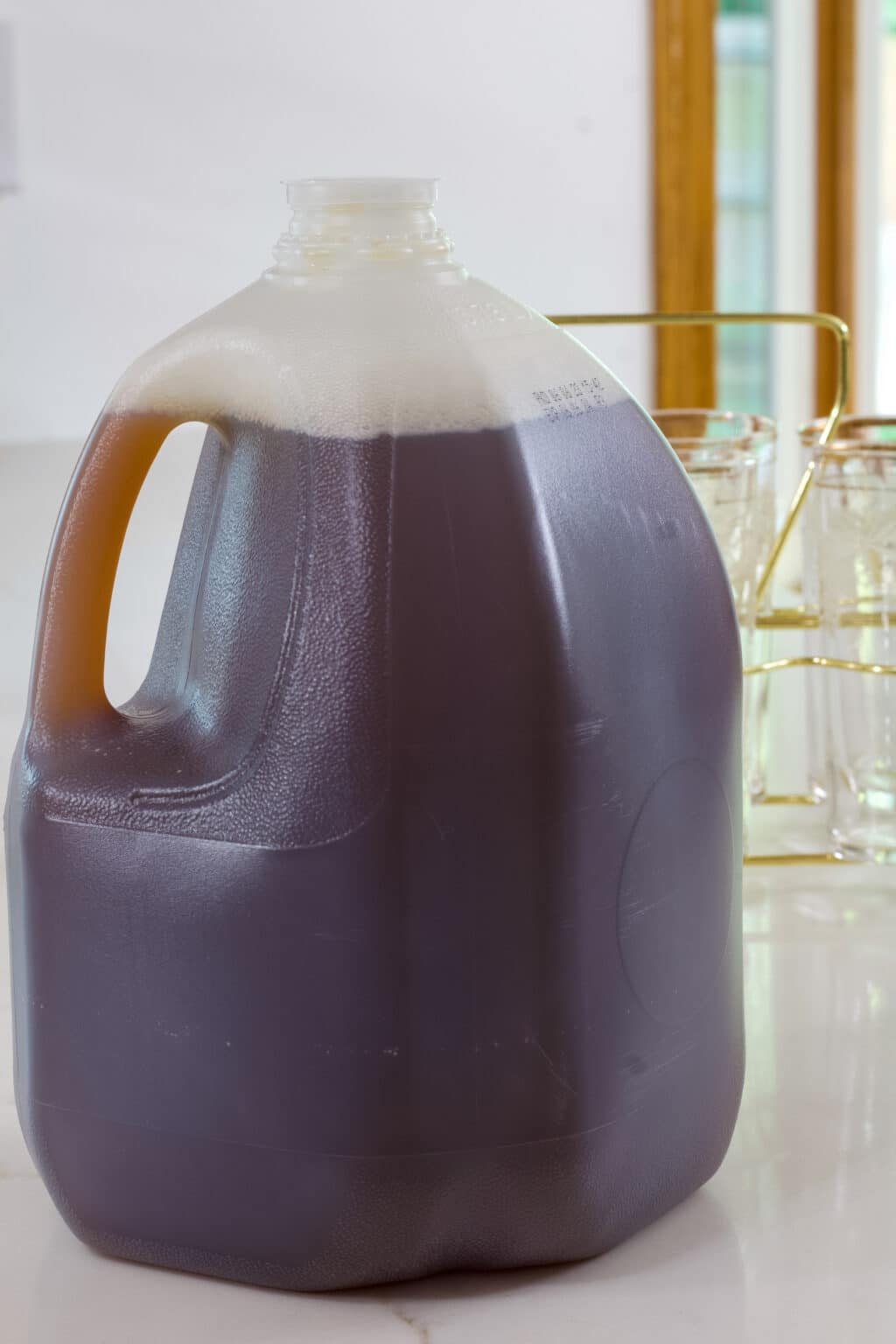 Southern Sweet Tea Recipe for a Gallon - Mindy's Cooking Obsession