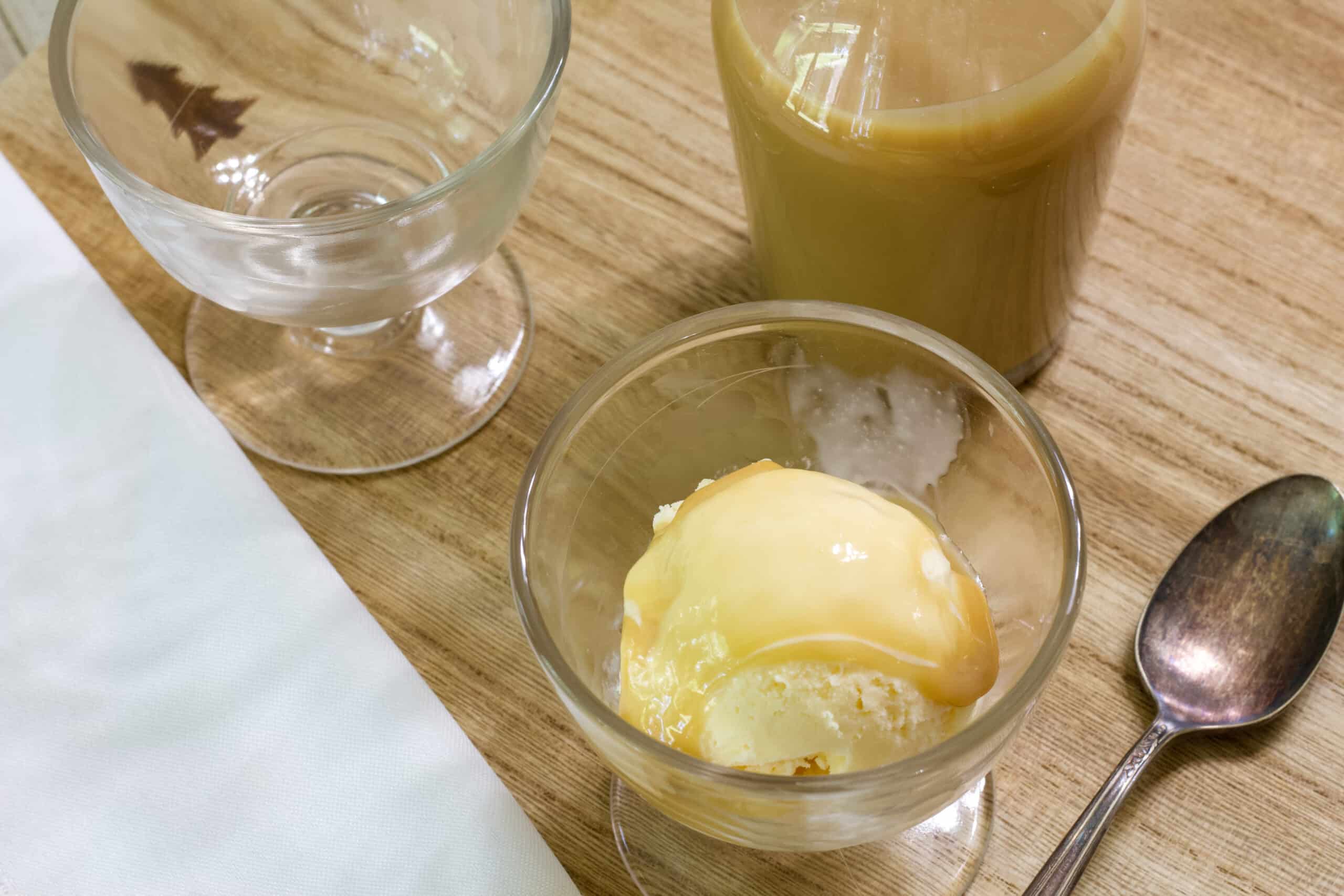 White Chocolate Mocha Syrup - Mindy's Cooking Obsession