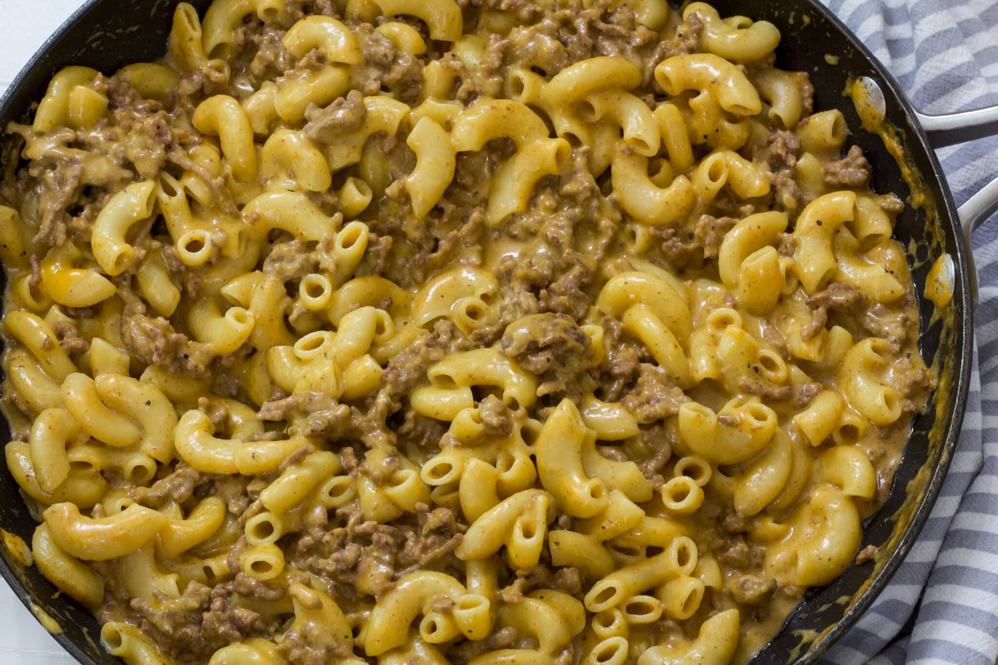 Hamburger Helper Cheeseburger Macaroni - Mindy's Cooking Obsession