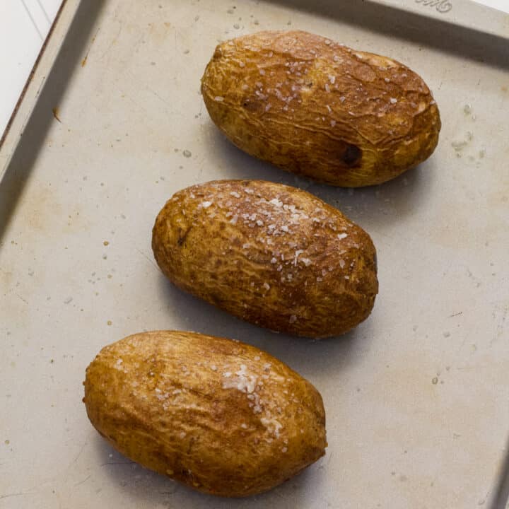 How to Make Perfect Baked Potato in Oven with No Foil - Mindy's Cooking Obsession