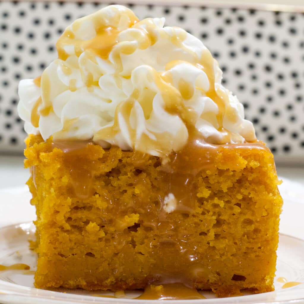 4-Ingredient Pumpkin Pie Cake - Mindy's Cooking Obsession