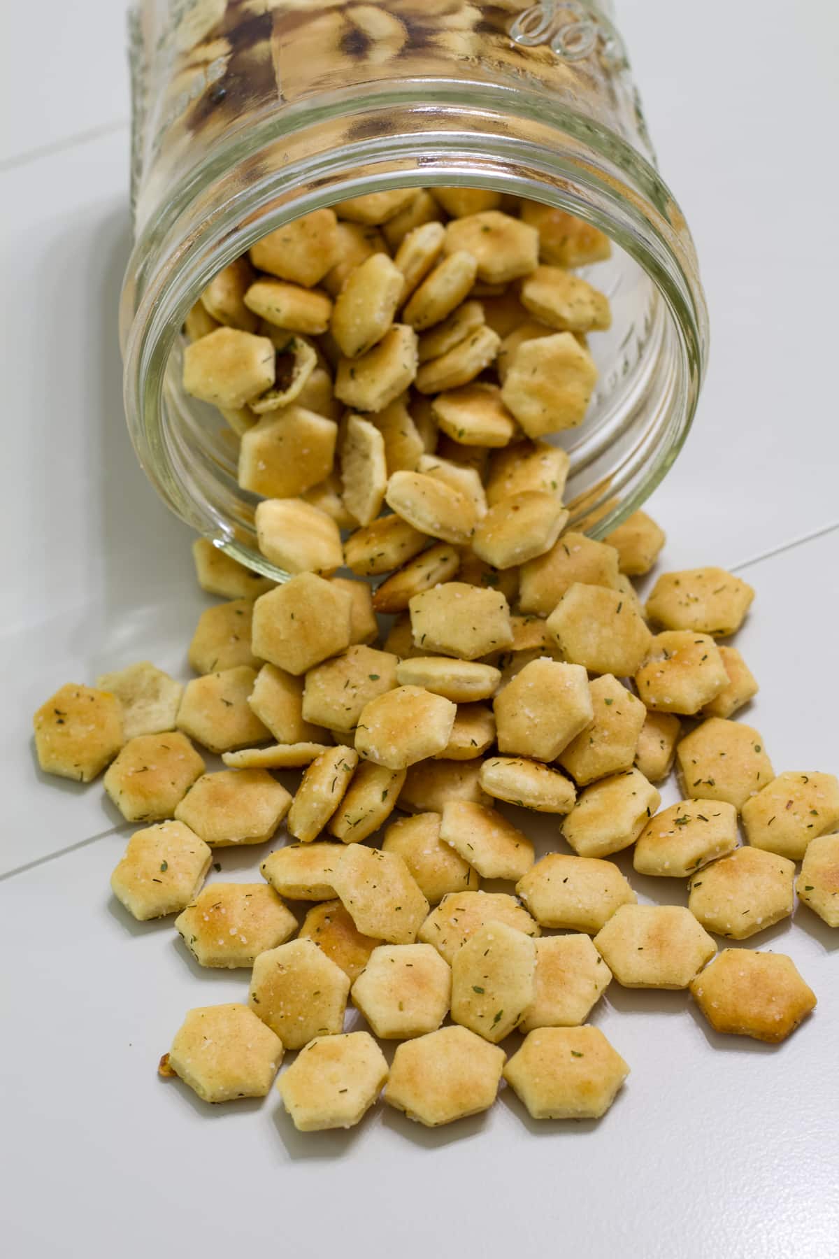Spicy Ranch Oyster Crackers - Mindy's Cooking Obsession