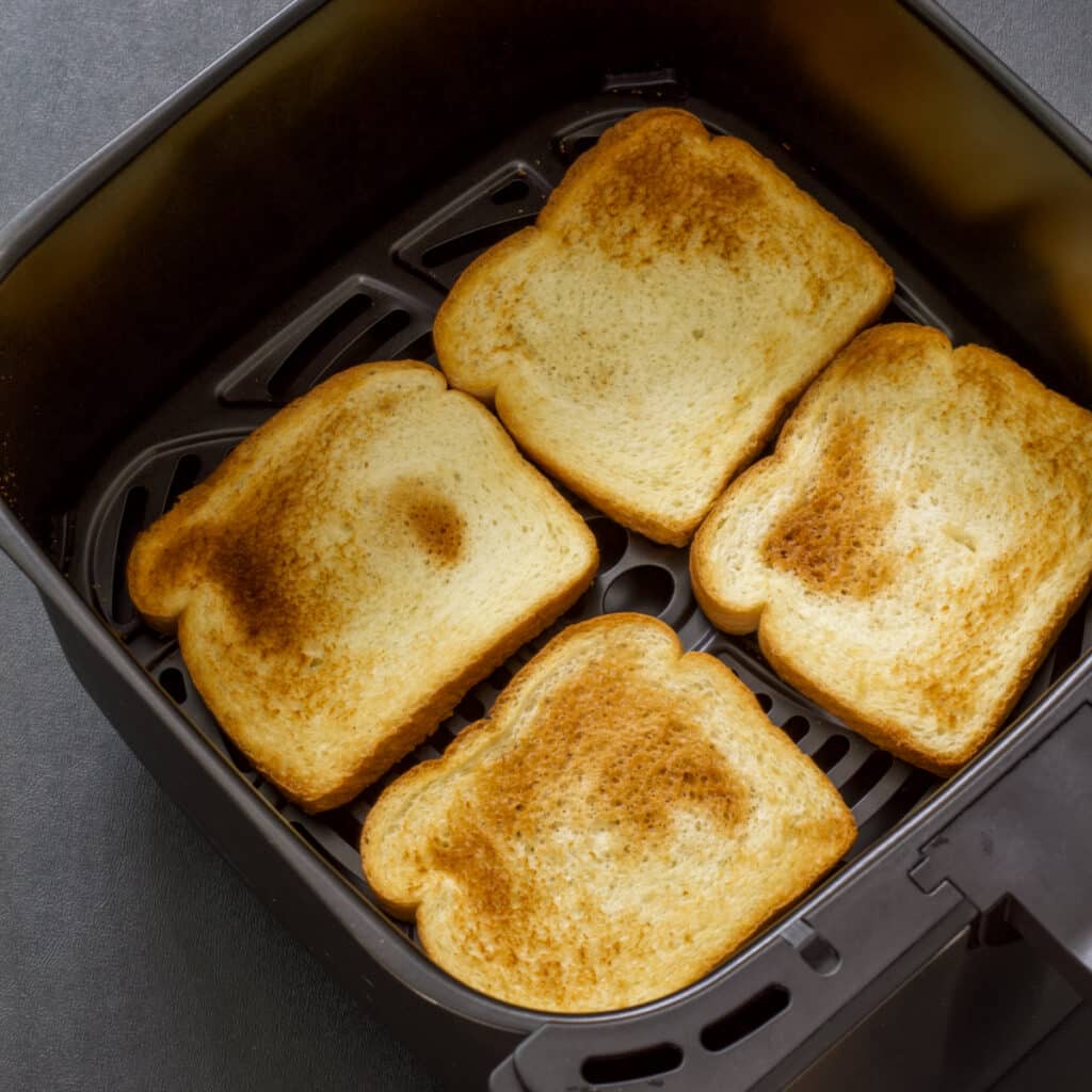 How to Toast Bread in Air Fryer (Yes, It's Better!) - Mindy's Cooking ...