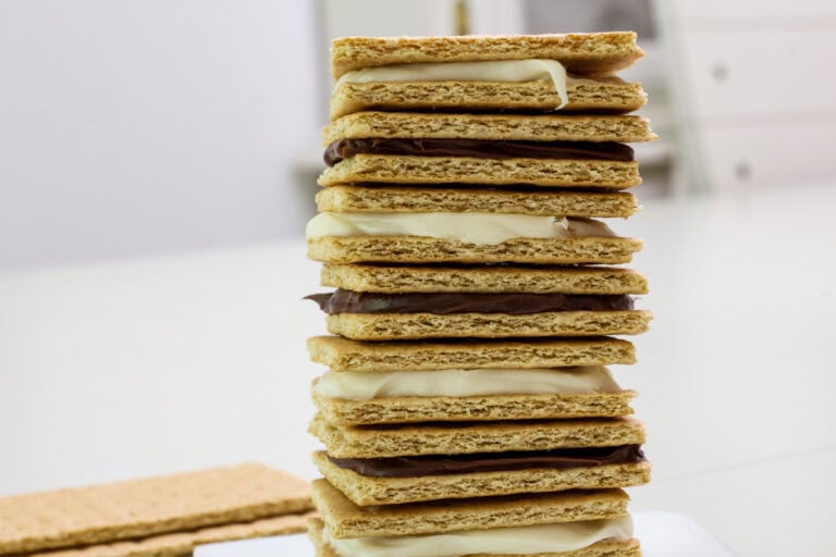 Graham Cracker Sandwich Cookies - Mindy's Cooking Obsession