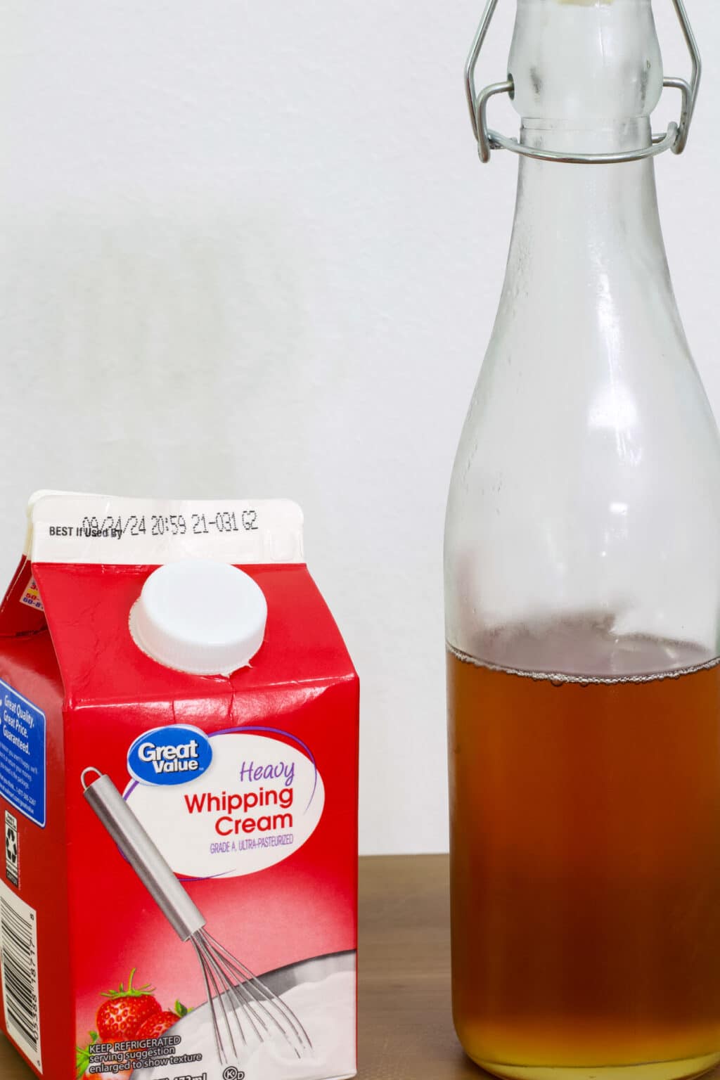 Copycat Starbucks Vanilla Sweet Cream Recipe (Only 2 Ingredients ...