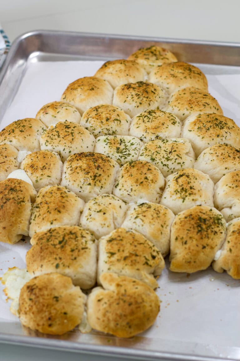 Cheesy Pull-Apart Christmas Tree Bread - Mindy's Cooking Obsession