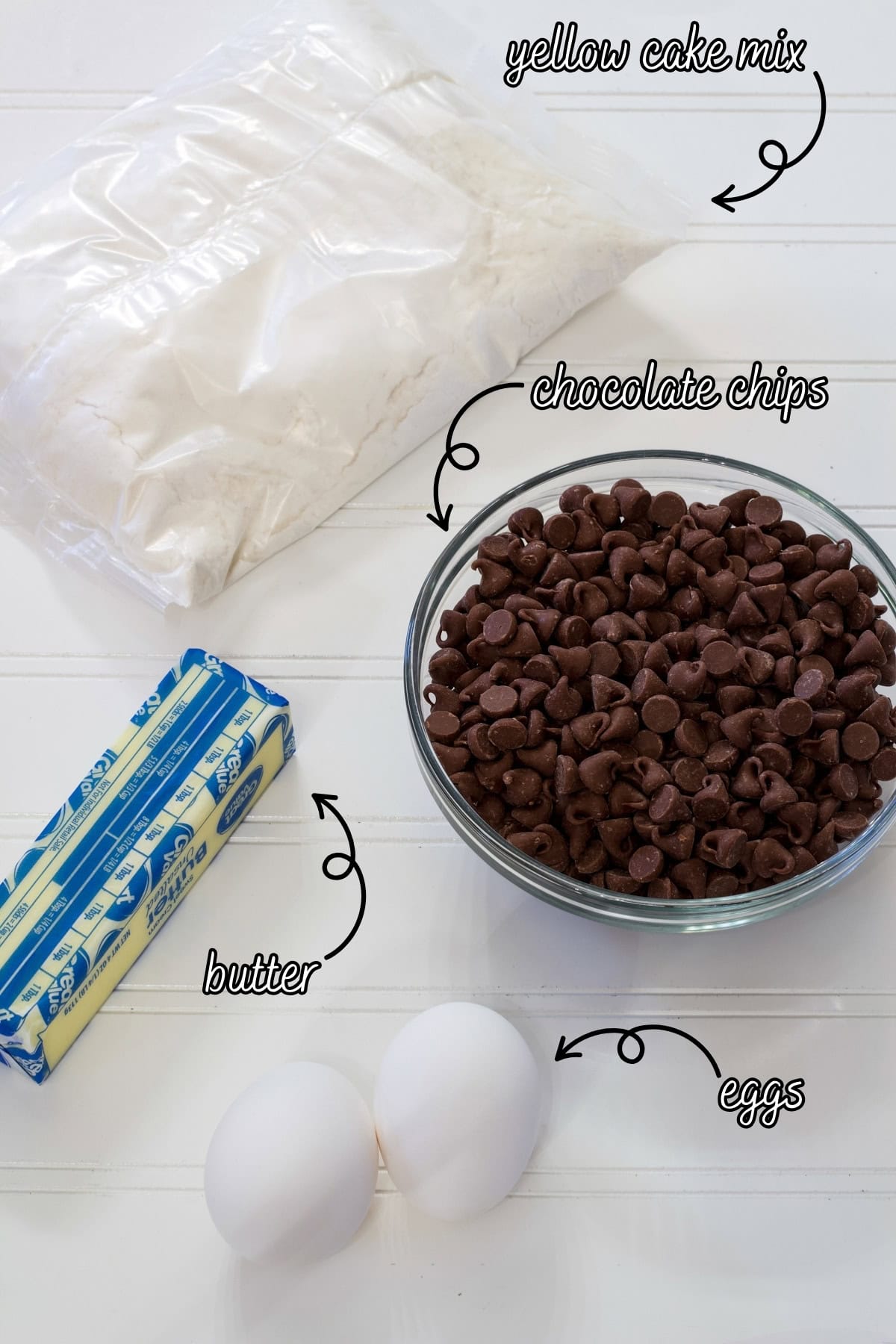 Cake Mix Cookie Bars - Mindy's Cooking Obsession