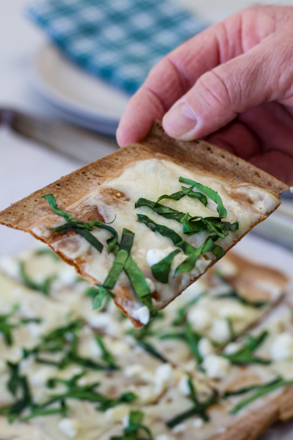 15-Minute Lavash Flatbread Pizza - Mindy's Cooking Obsession