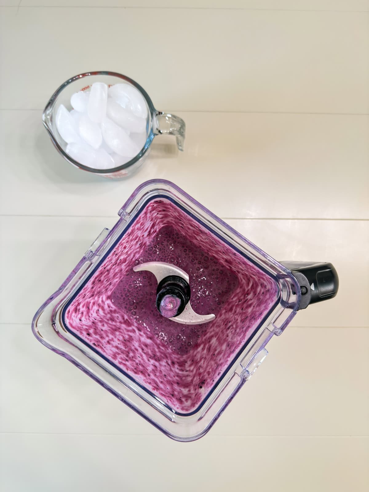 Blueberry Beet Smoothie - Mindy's Cooking Obsession